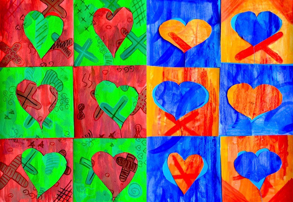 Hearts in complementary colors – Arte a Scuola
